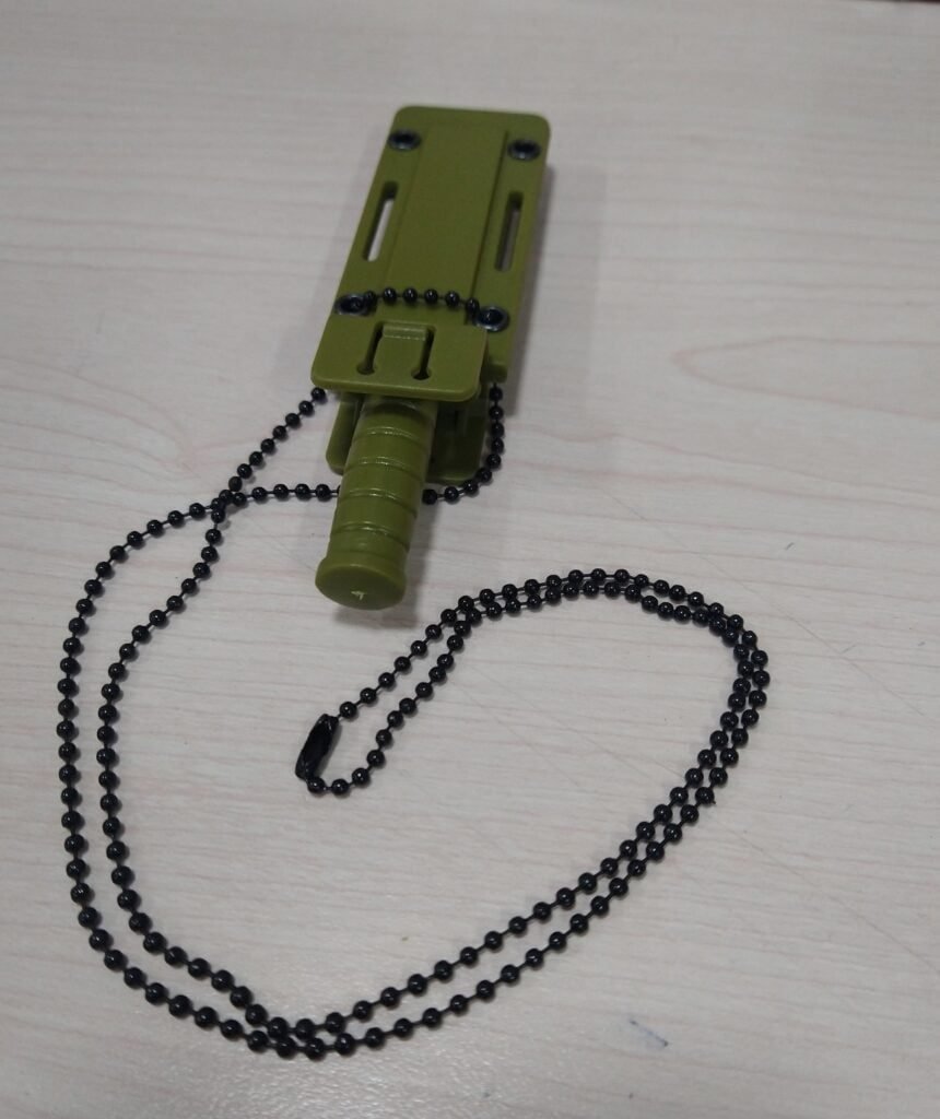 Navaja Cuchillo Tipo Espada Tamaño Mini - Commander